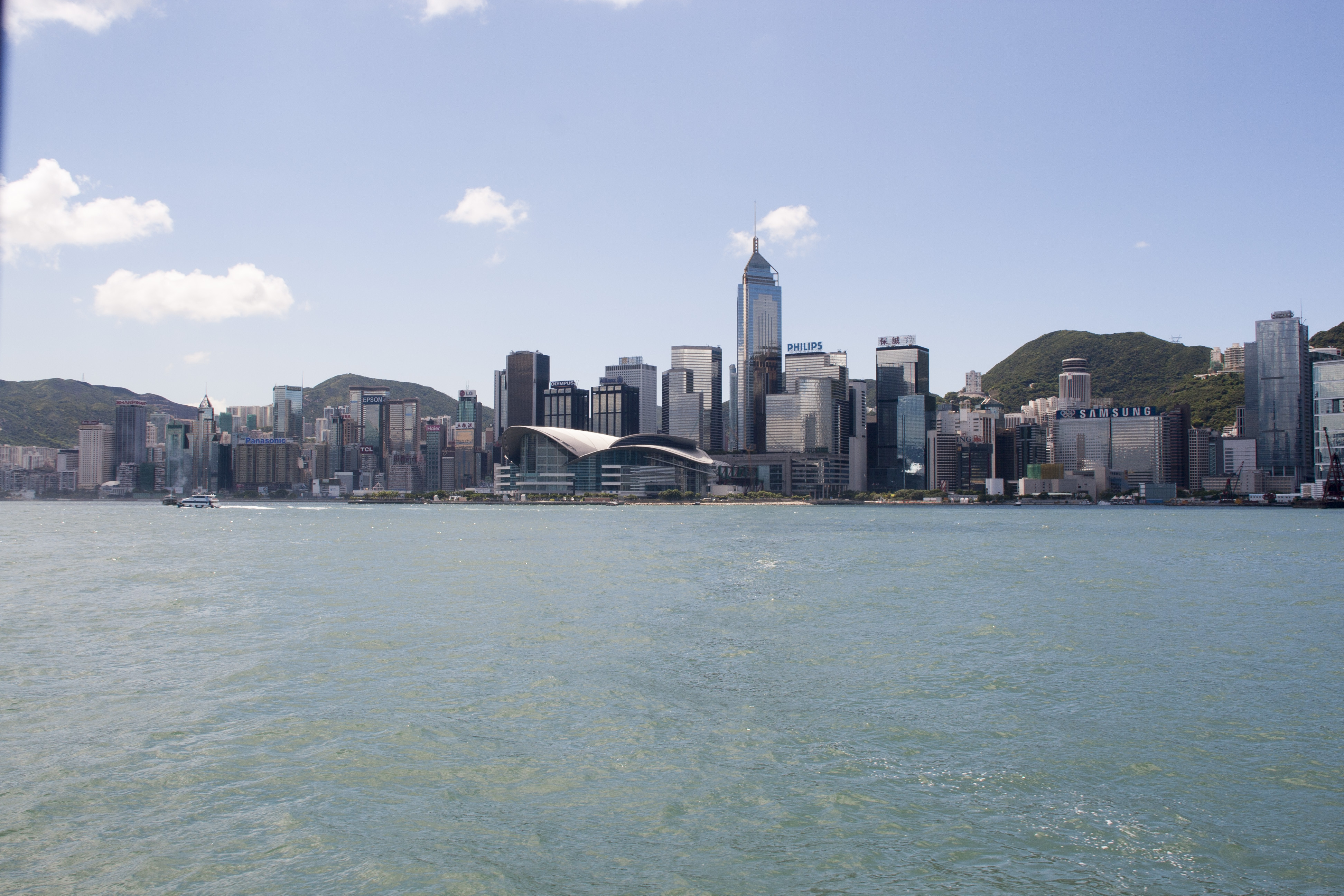 Wallpapers cityscape skyscrapers daylight philips building city from ...