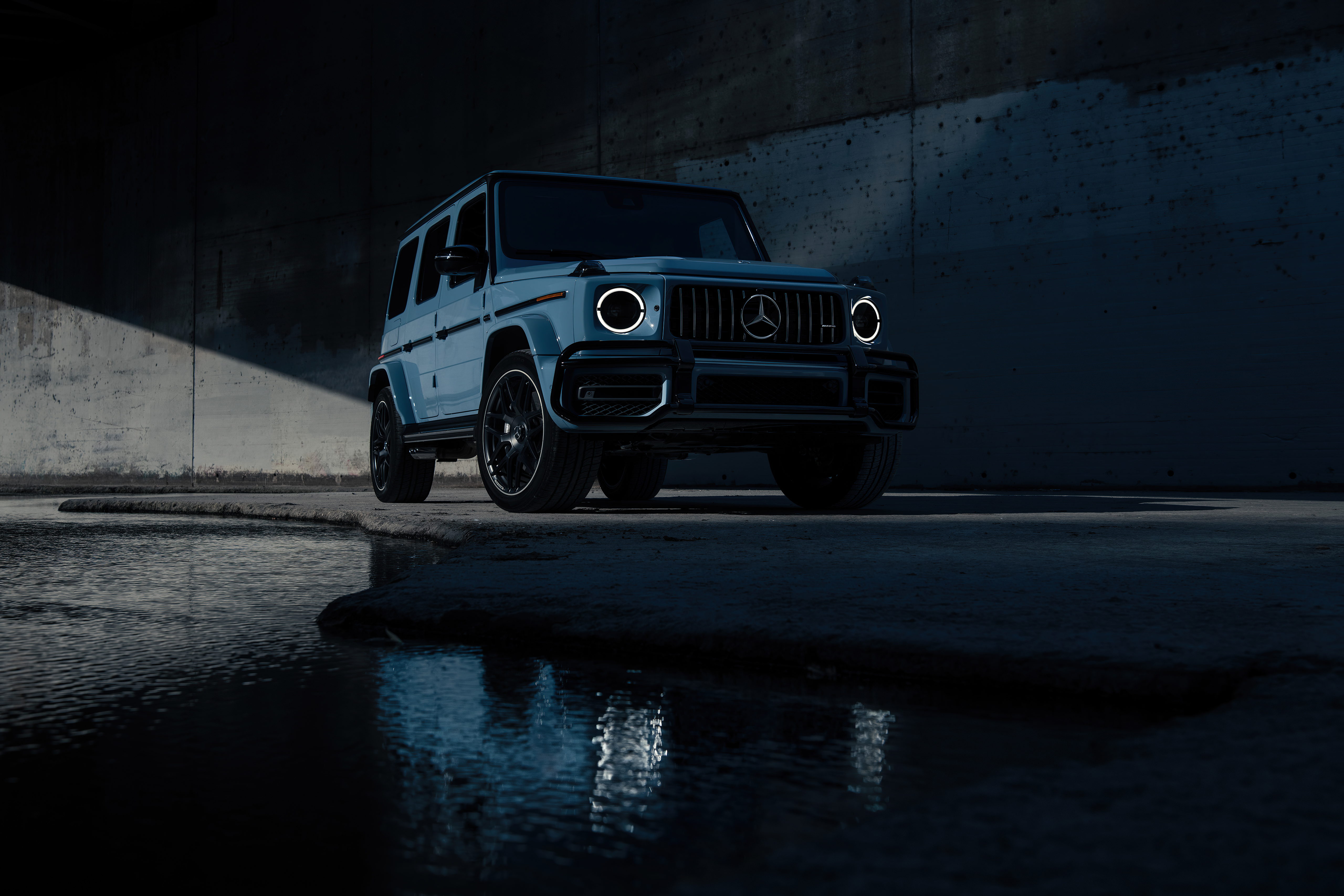 Mercedes Benz G Class 2021 blue in a dark room · 1920x1080 Full HD free ...