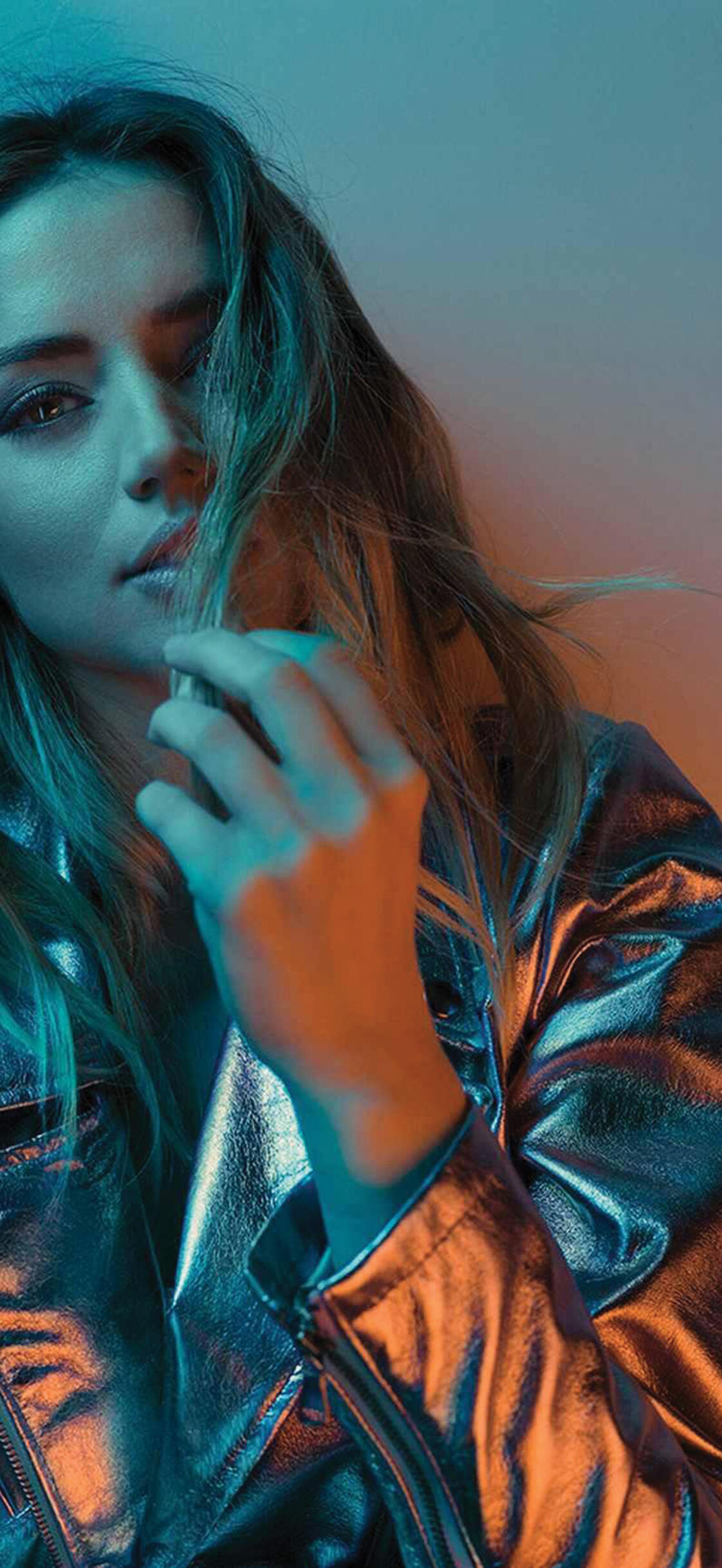 Ана де Армас на темном фото · 1125x2436 Iphone X Xs бесплатная
