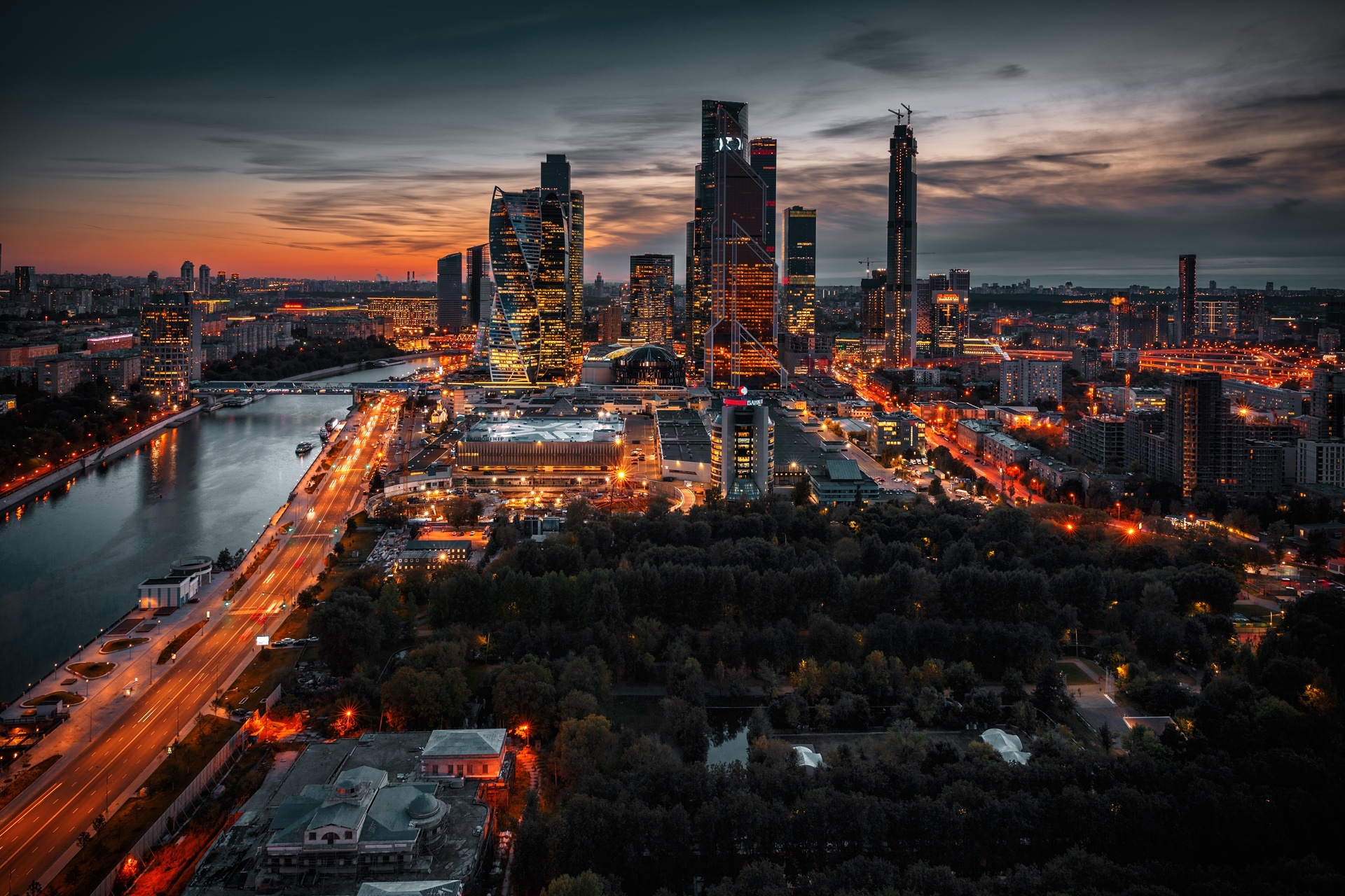 Wallpapers wallpaper moscow cityscape skyscrapers from chappie ...
