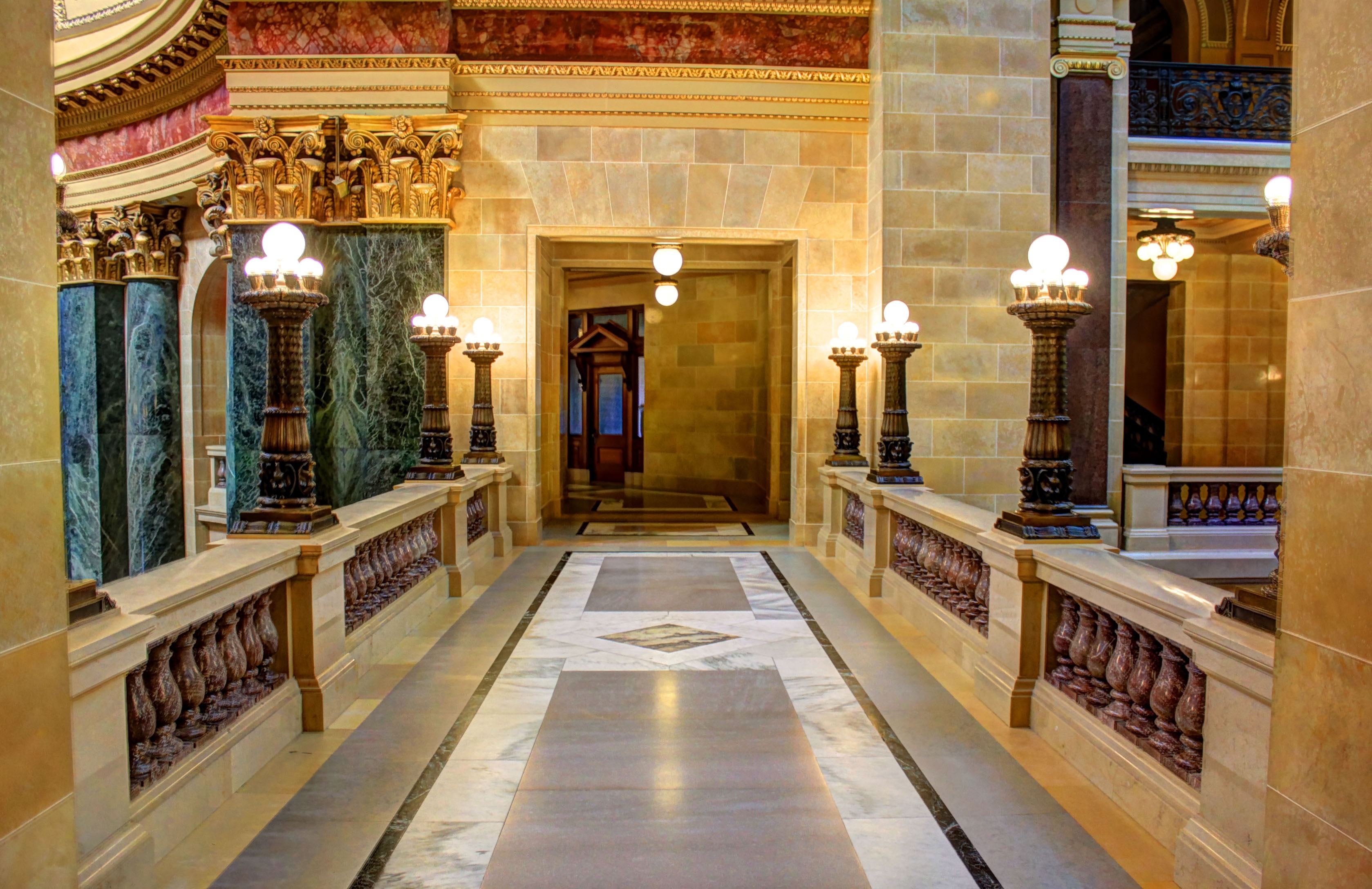 Обои архитектура особняк здание дворец стена от godlike - картинки на ...