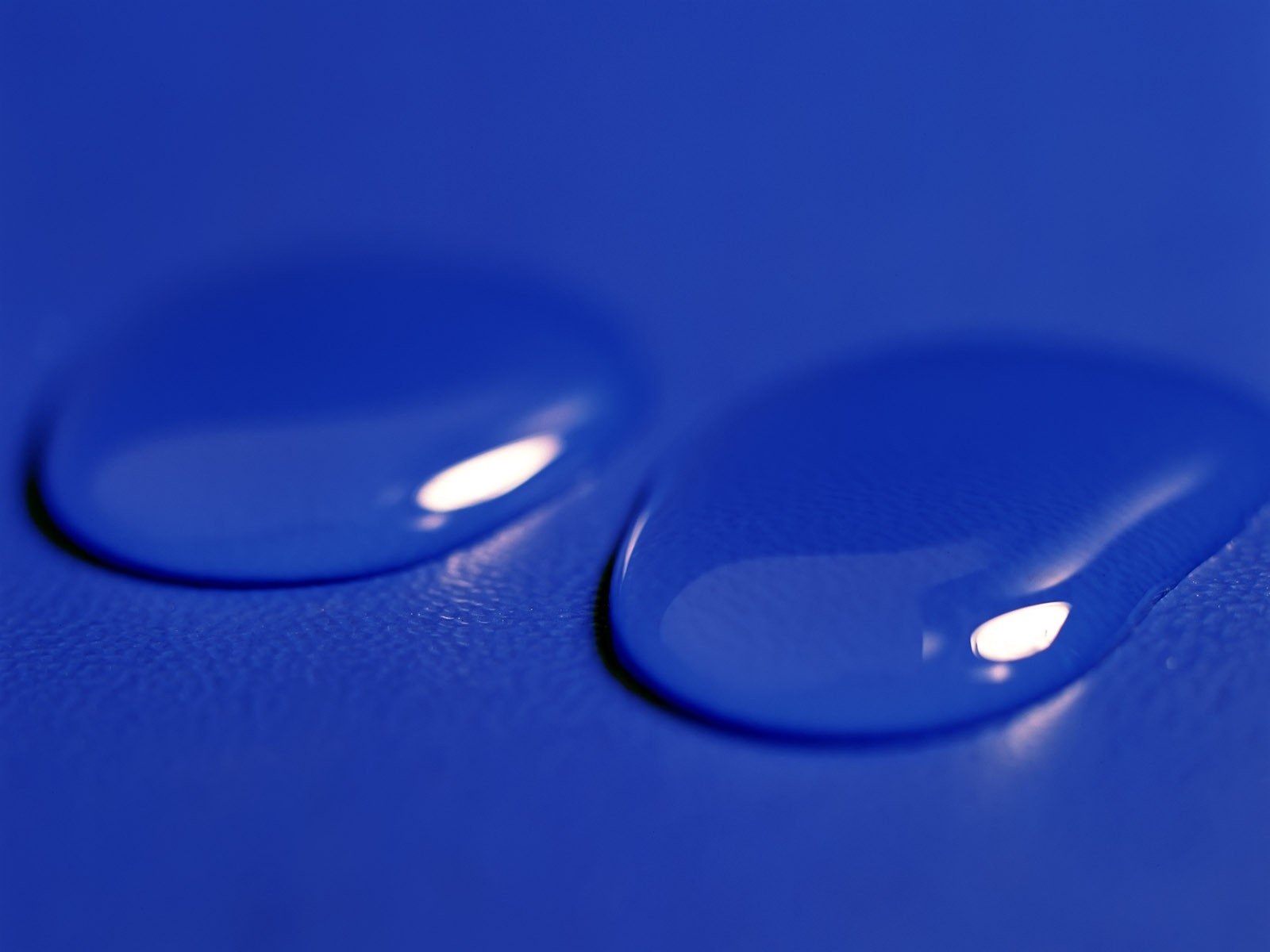 Wallpapers reflection blue glass circle light from virtual - desktop ...